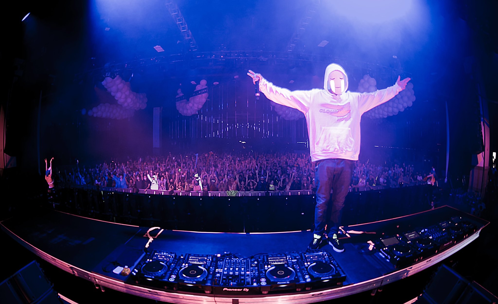 CloudNone Reconnects With Direct For Dreamy Single, “Arms Race”