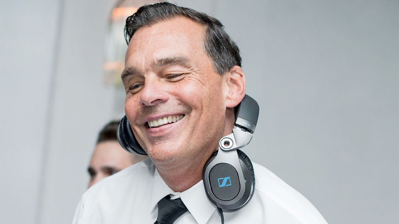 Big-Event Advice: 6 Ways to Look Like You’re the Life of Party