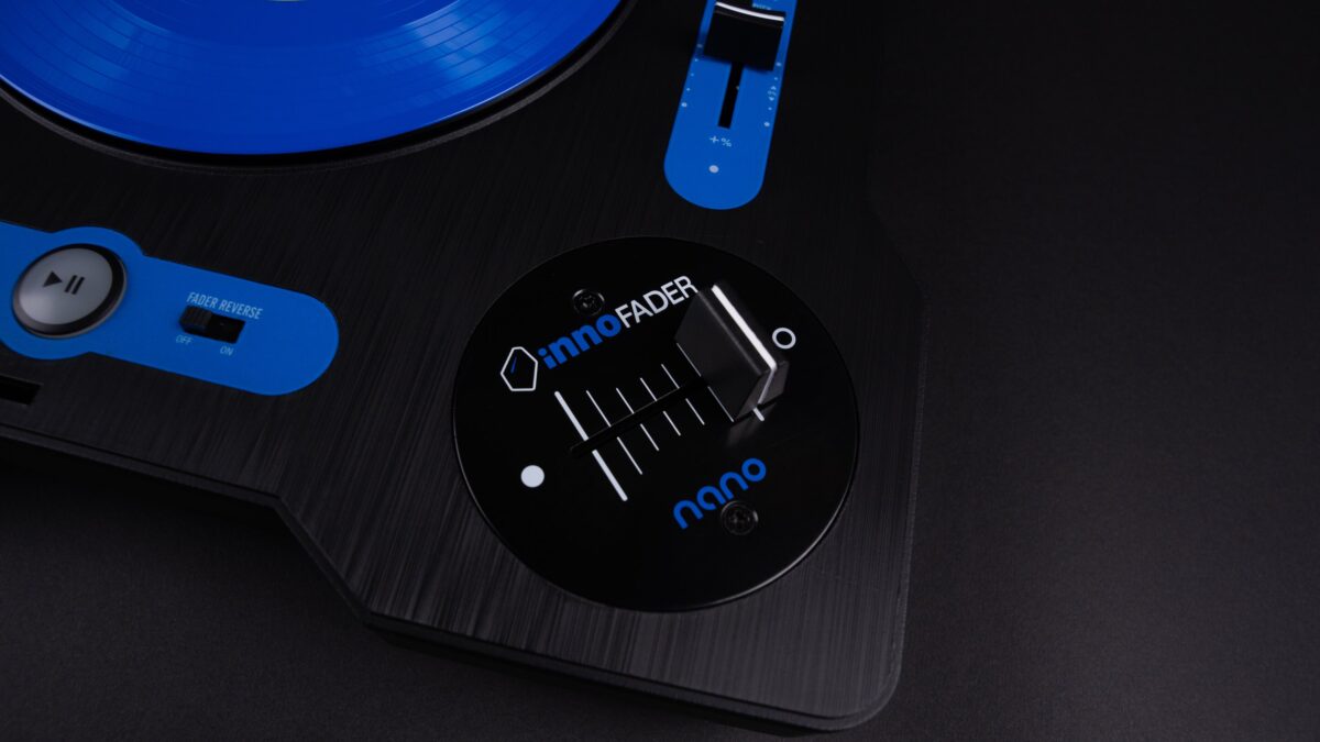 Stanton Returns with STX Portable Scratch Turntable — DJ LIFE Magazine