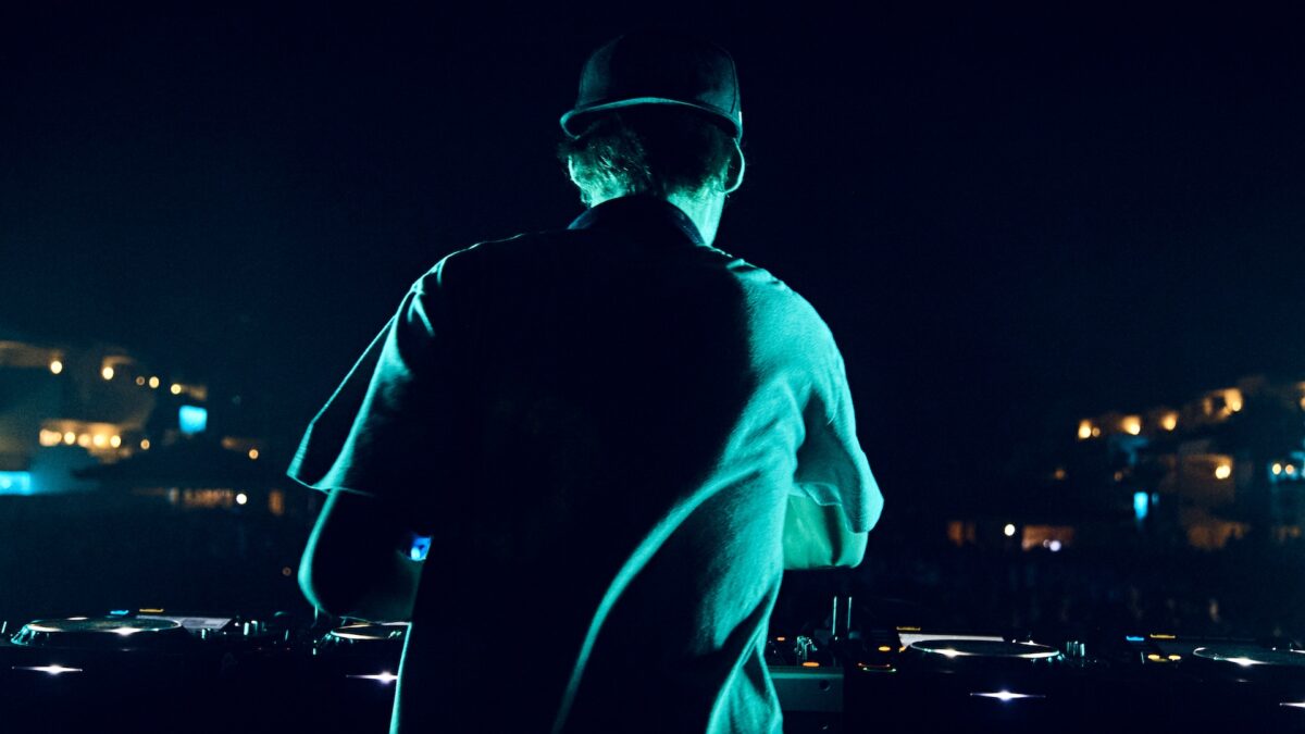 Avicii’s ‘True’ Album Celebrates 10-Year Anniversary With New Video ...