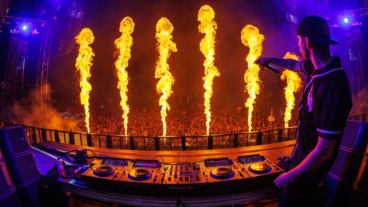 ILLENIUM Announces First-Ever Miami Music Week Pool Party — DJ Life ...