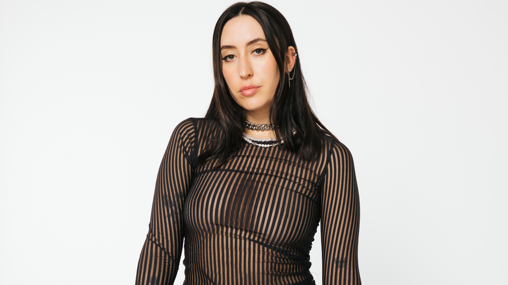 Elohim Drops New Single “tiny Human” Ahead Of Forthcoming Album — Dj Life Magazine