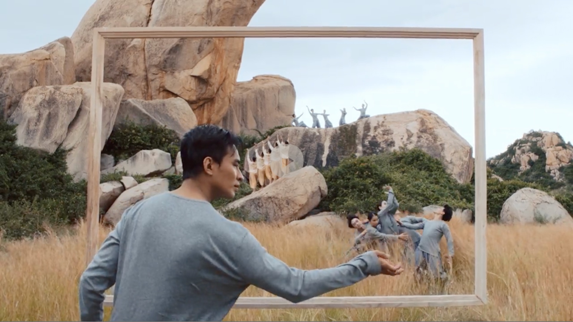 Elderbrook Releases Uplifting “Shallow Water” Single, Music Video — DJ ...