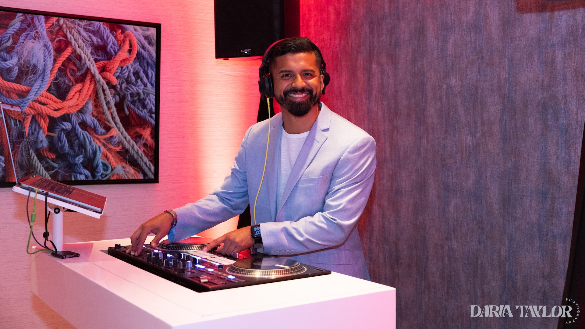 DJ Juan Castro [Mobile Monday Spotlight] — DJ LIFE Magazine