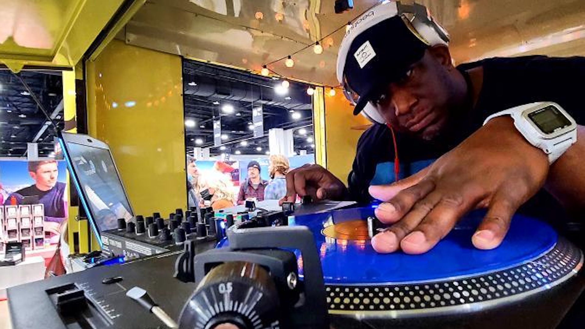 DJ Swoosh [Mobile Monday Spotlight] — DJ LIFE Magazine