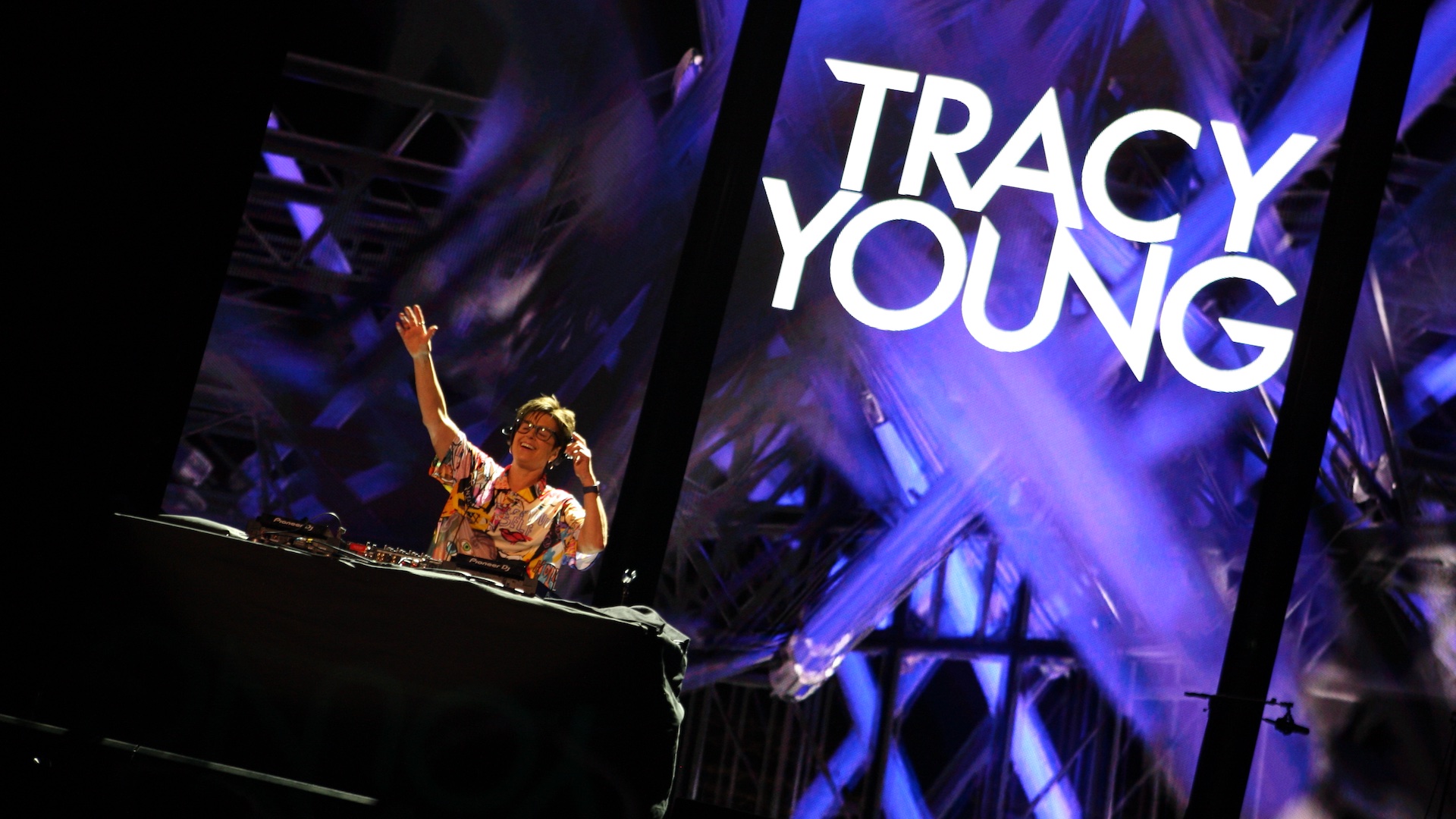 Tracy Young: True Colors [Interview] — DJ LIFE Magazine