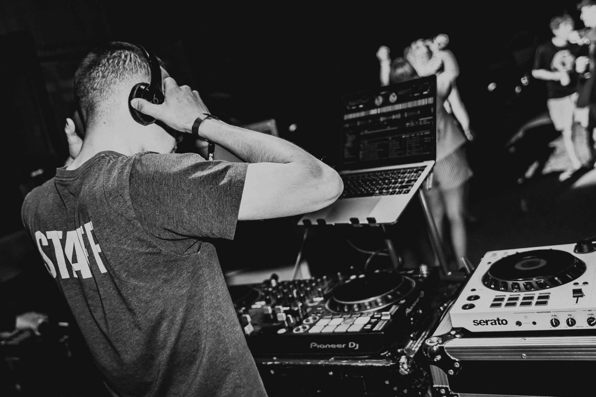 DJ Alex Brown [Mobile Monday Spotlight] — DJ LIFE Magazine